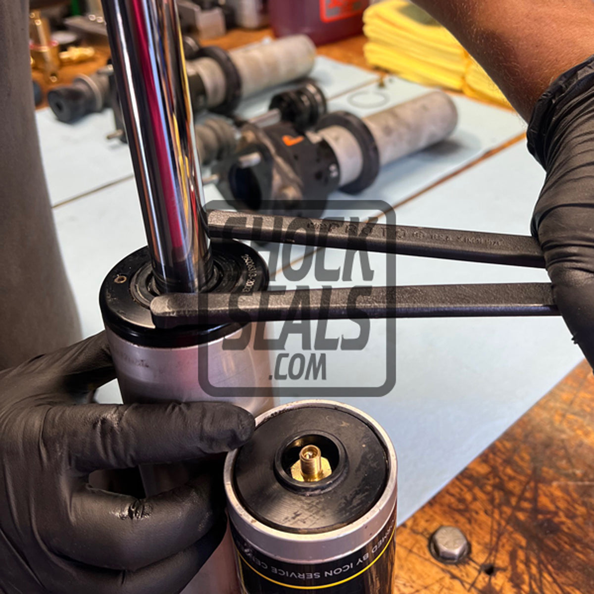UNIVERSAL 2 PIN SPANNER WRENCHES FOR FOX, KING, SAW, ADS, ETC ...